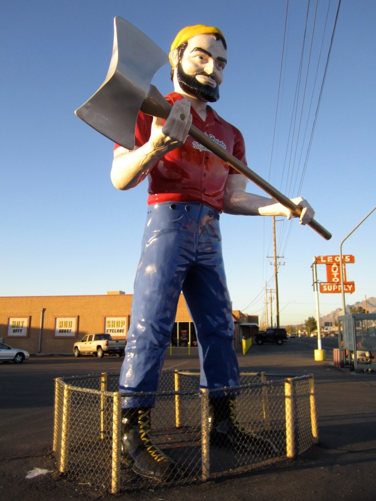 What are Muffler Men? | American Giants – Muffler Men